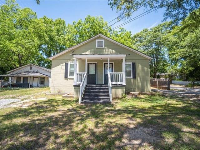 90 Martin Luther King Jr Dr, Winder, GA 30680
