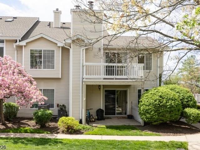 90 Mayfield Rd, Bedminster Twp, NJ 07921