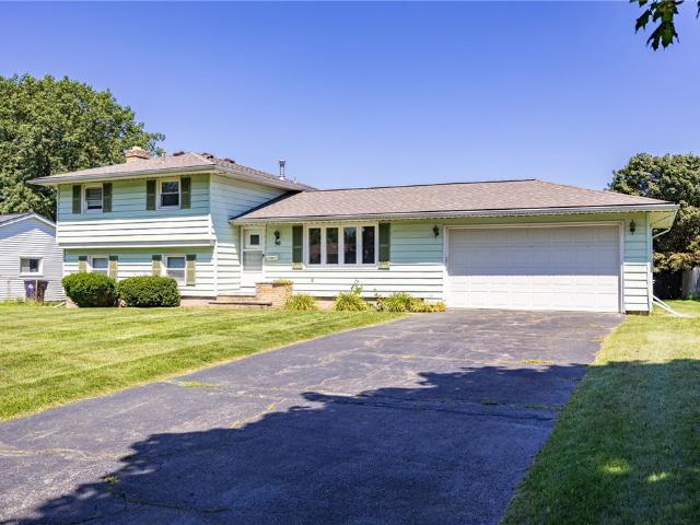 90 Oakbend Lane
