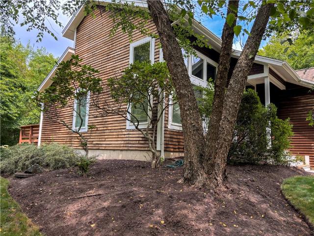 90 Old Mountain Road