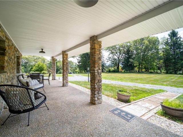 90 Onderdonk Road