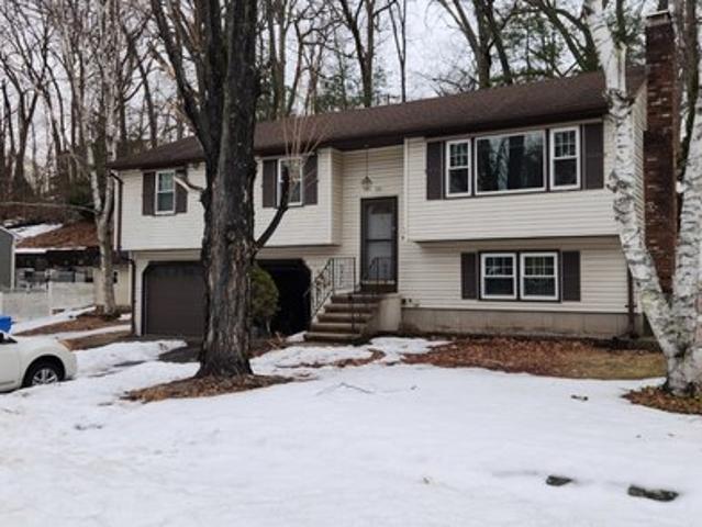 90 Orleans Dr, Bristol, CT 06010