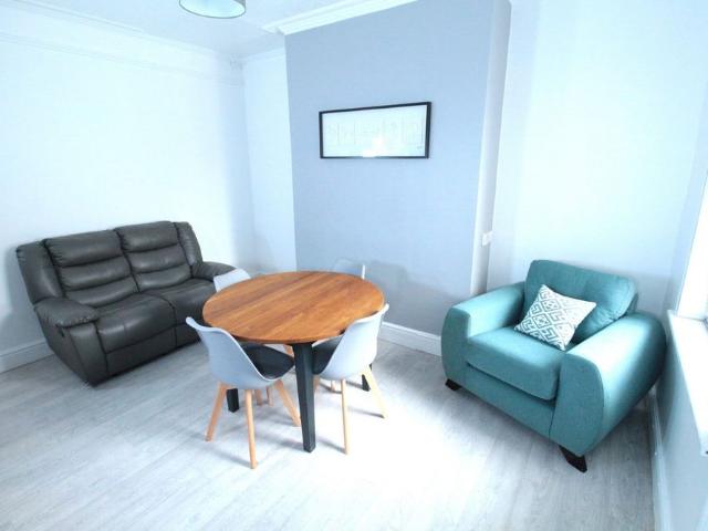 90 Portland Street, Lincoln, Lincolnshire, LN5 7LB, United Kingdom