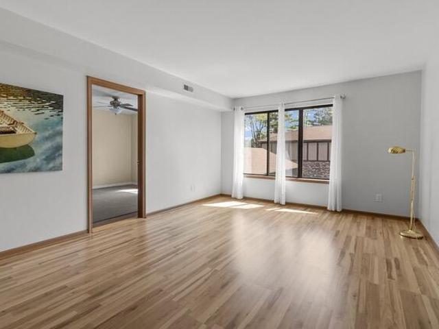 90 Potawatomi Rd, Unit 3D