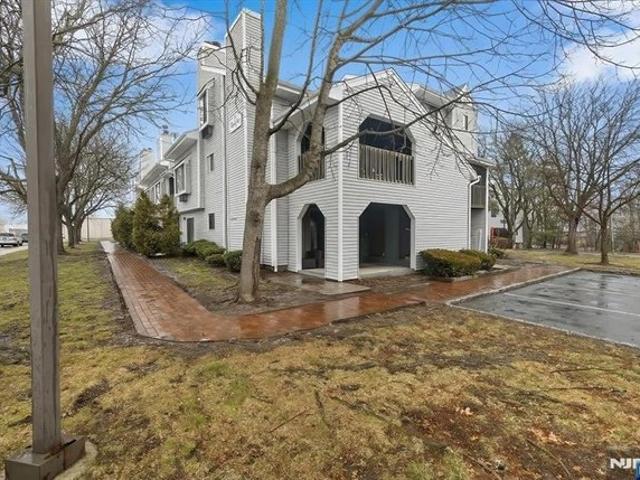90 Ralph St Apt 1, Belleville, NJ 07109