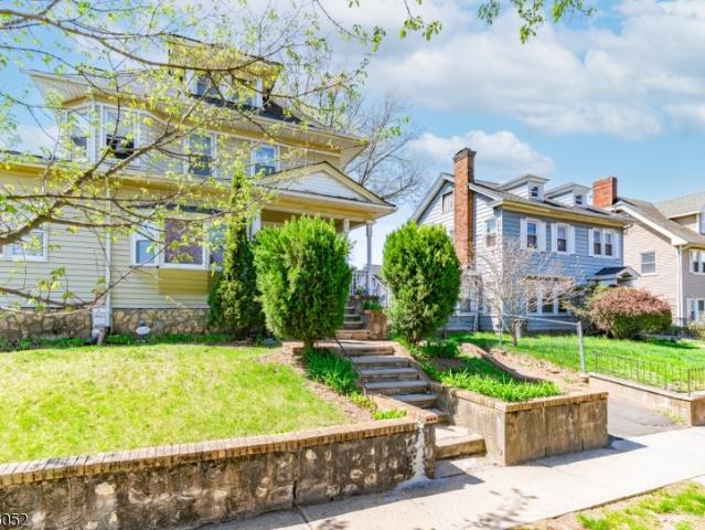 90 Renner Ave