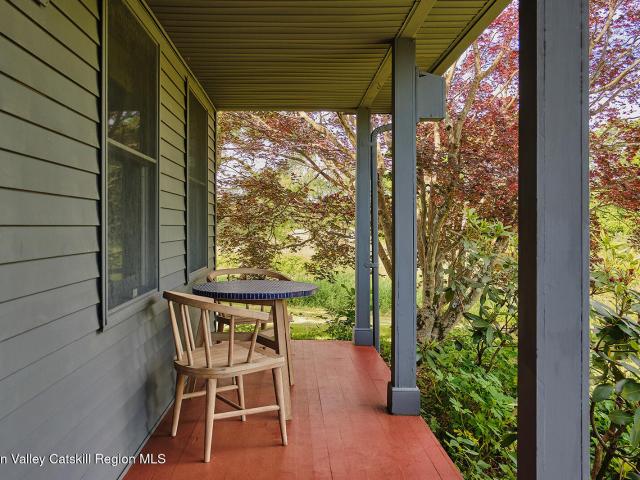 90 Reuter Road