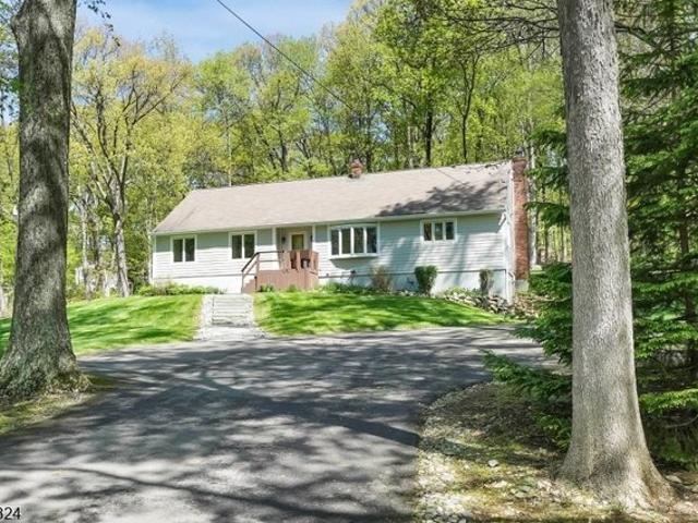 90 Russling Rd, Independence Township, NJ 07840