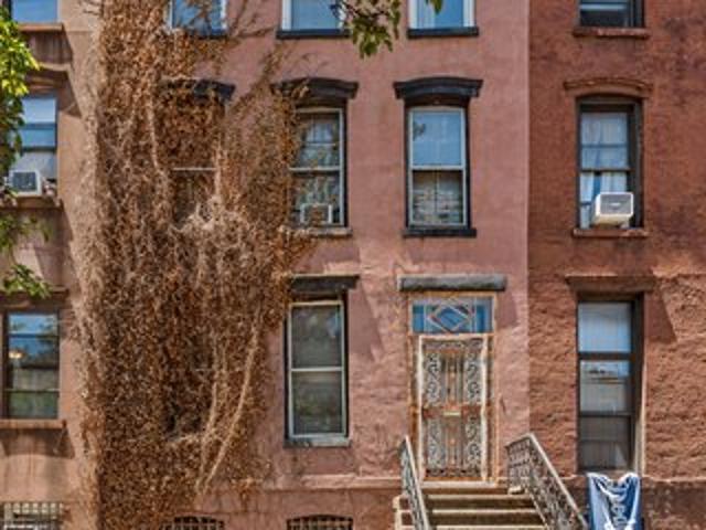 90 Ryerson St, Brooklyn, NY 11205