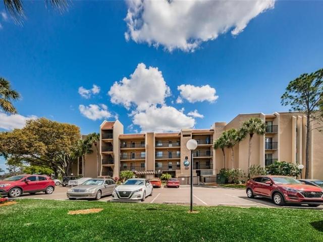90 S Highland Avenue Unit 214, Tarpon Springs, US, FL