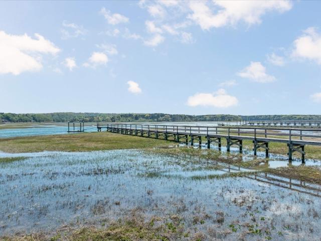 90 Salt Marsh Rd