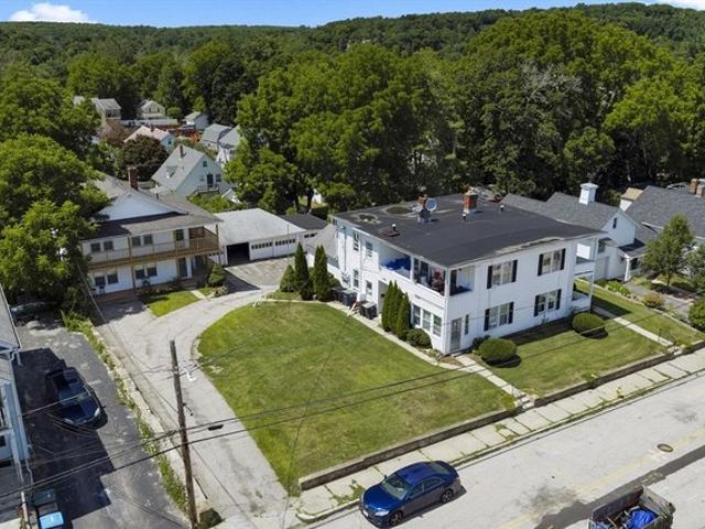 90 Sayles St, Southbridge, MA 01550