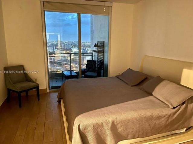 90 SW 3rd St #2406, Miami, FL 33130