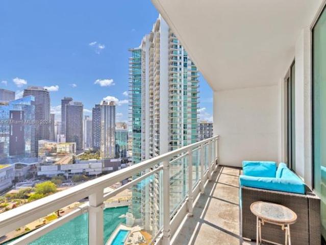 90 SW 3rd St #3303, Miami, FL 33130