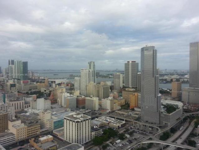 90 SW 3rd St #PH 6, Miami, FL 33130