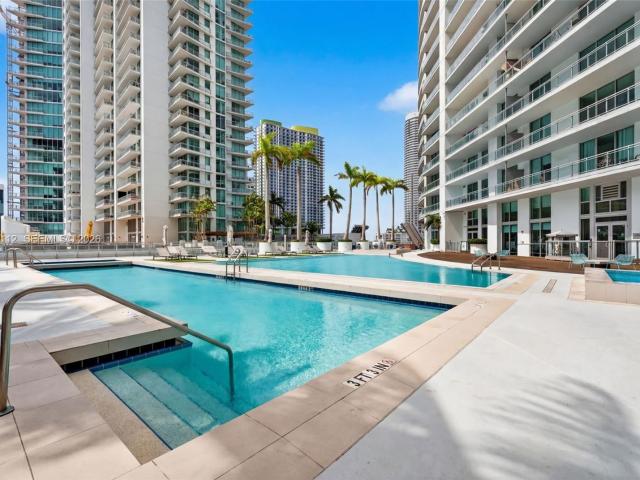 90 SW 3rd St, Unit 1105, Miami, FL 33130 | MLS #A11994