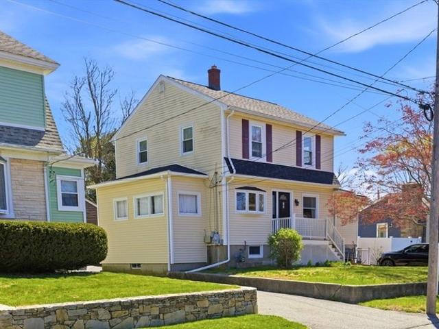 90 Sweetbriar Ave, East Providence, RI 02915