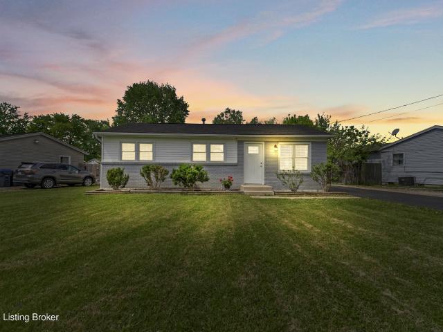 9104 New Maple Rd