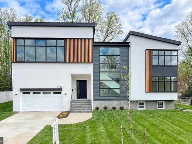 9104 Dellwood Dr, Vienna, VA 22180
