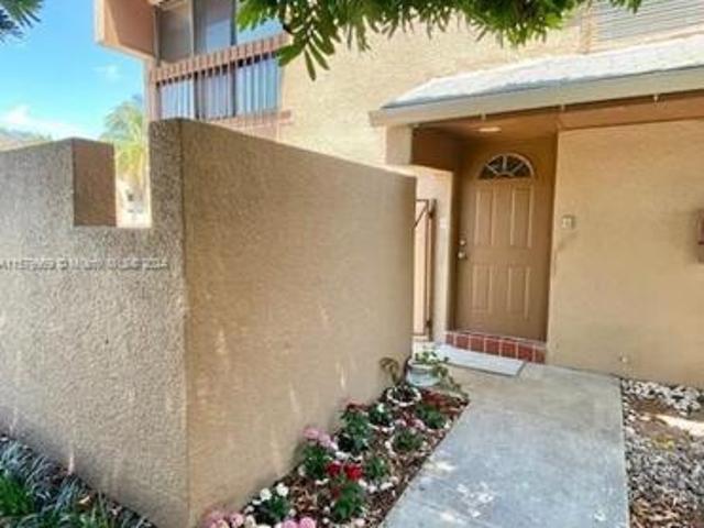 9104 SW 159th Terrace #c, Palmetto Bay, FL 33157