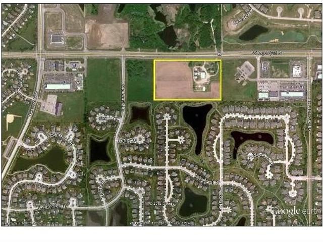 9105 Algonquin Rd, Huntley, IL 60142