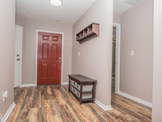 9105 Robey Meadows Lane