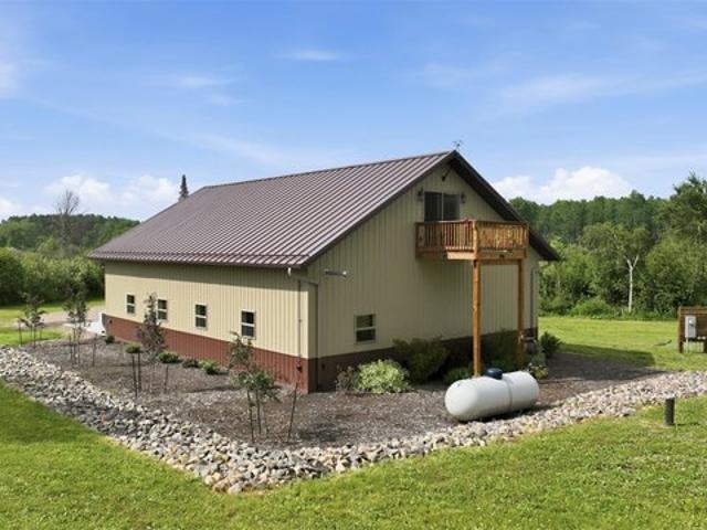 9105W Irvine Dr, Ojibwa, WI 54862