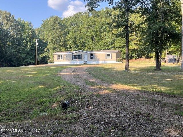 9107 Myrleville Rd, Benton, MS 39039