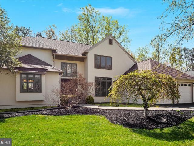 9107 Meadowcreek Ln, Lorton, VA 22079 | Compass