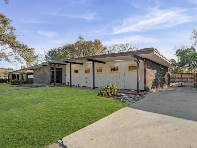 9107 Timberside Dr, Houston, TX 77025 | MLS #50744 | Compass