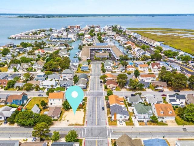 9107 W Biscayne Drive