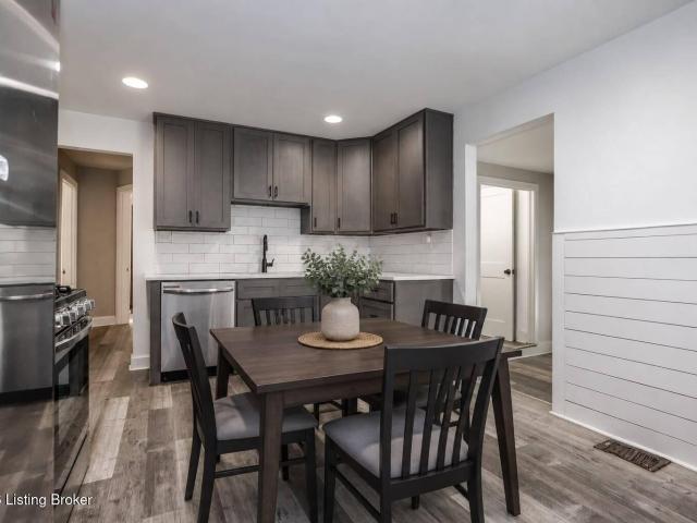 9107 3rd Street Rd