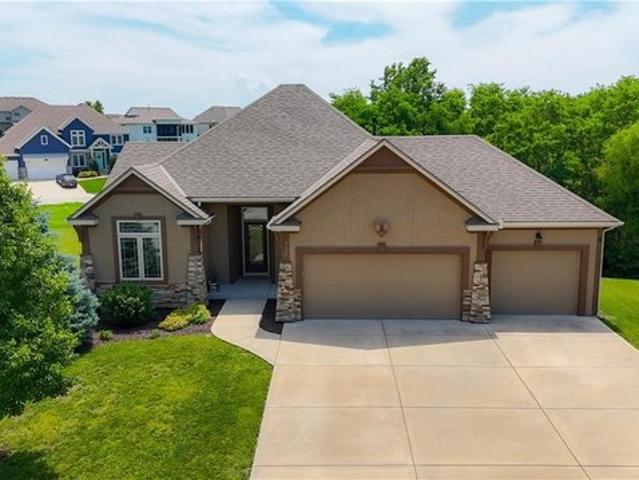 9108 N Seymour Ave, Kansas City, MO 64153