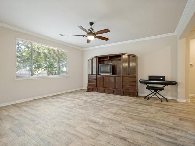 9108 Compton Street