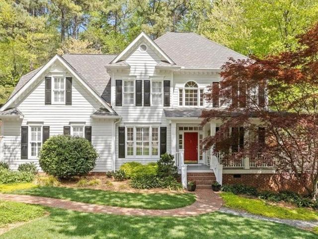 9108 Hometown Dr, Raleigh, NC 27615