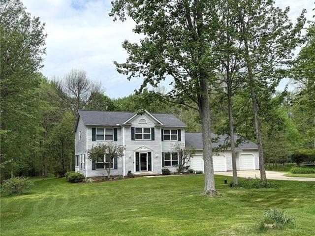 9109 Lake in the Woods Trl, Chagrin Falls, OH 44023