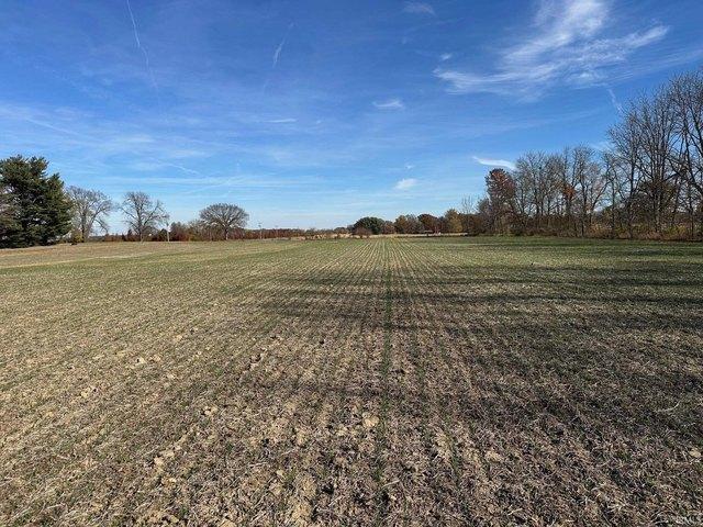 9100 Carroll Rd, Churubusco, IN 46723
