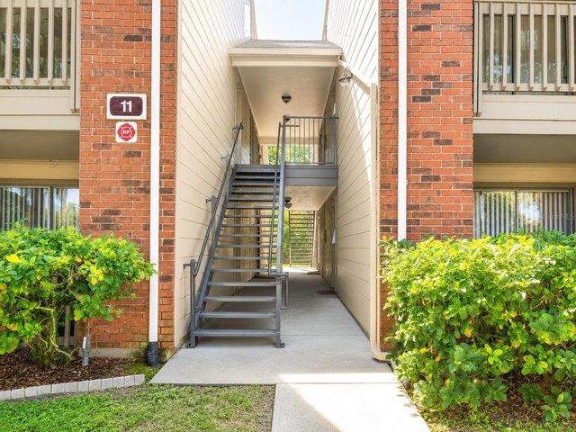 9100 Dr Martin Luther King Jr St N Apt 1103, Saint Petersburg, FL 33702