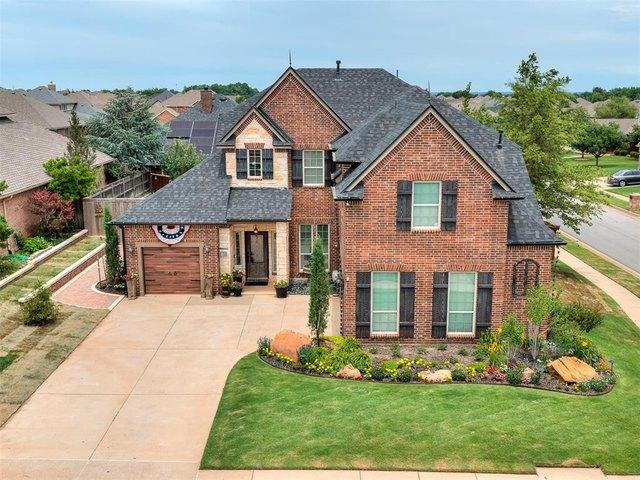 9101 NW 86th Ct, Yukon, OK 73099
