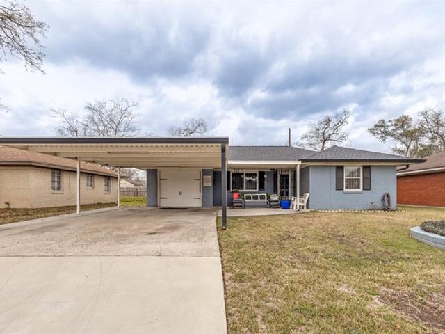 9101 Homewood Ln NE, Houston, TX 77078
