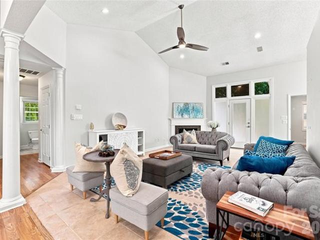 9101 E Orchard Ln, Charlotte, NC 28210