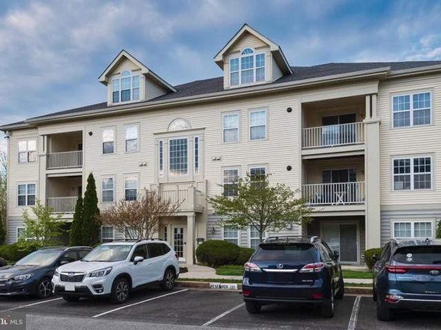 9101 Gracious End Ct Apt 303, Columbia, MD 21046