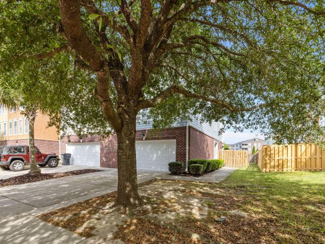 9102 Parlor Drive