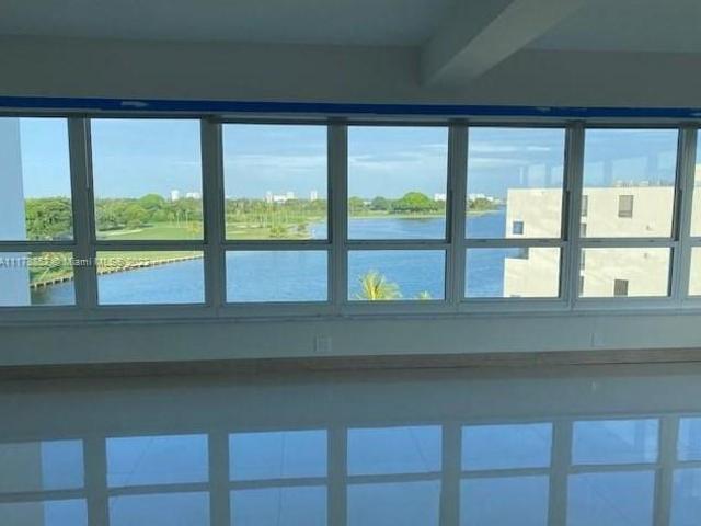 9102 W Bay Harbor Dr #7A Bay Harbor Islands, FL 33154