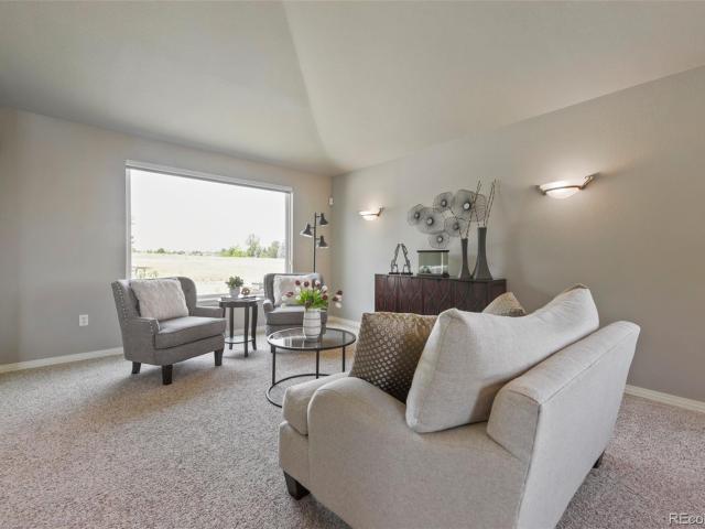 9102 White Pelican Way