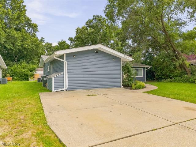 9103 Cranbrook Drive