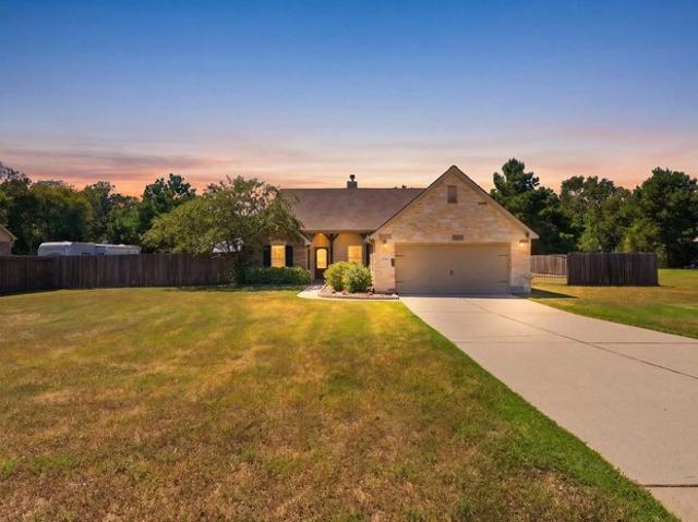 9103 Red Stag Ln, Conroe, TX 77303