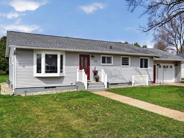 910 16th St S, Wisconsin Rapids, WI 54494