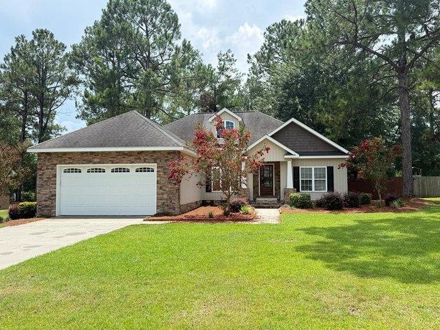 910 44th St E, Tifton, GA 31794