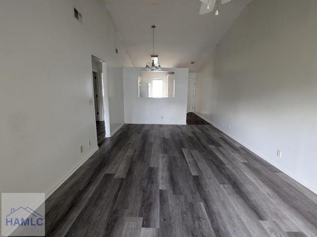 910 84 Brett Drive